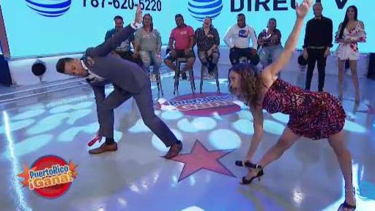 Momento de yoga con Alex DJ – Telemundo Puerto Rico