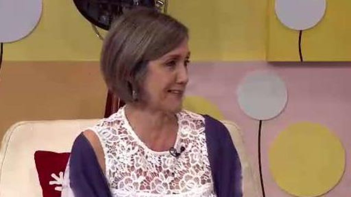Veldolaguerías, colección de anécdotas de Velda González – Telemundo ...
