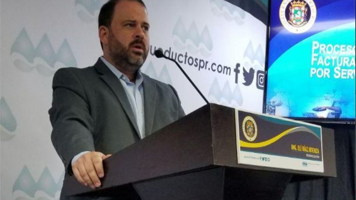 Renuncia el director ejecutivo de la AAA, Elí Díaz Atienza – Telemundo ...