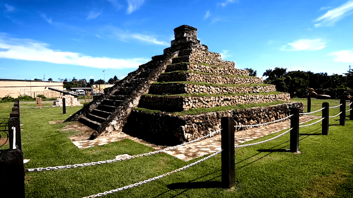 La Pirámide de Aguada: uno de los mayores atractivos en la Isla ...