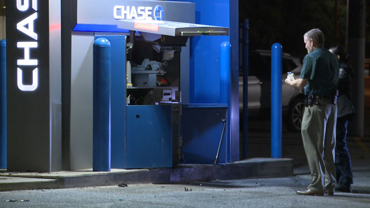 Chase Bank conoce videos cometiendo fraude con cheques – Telemundo ...