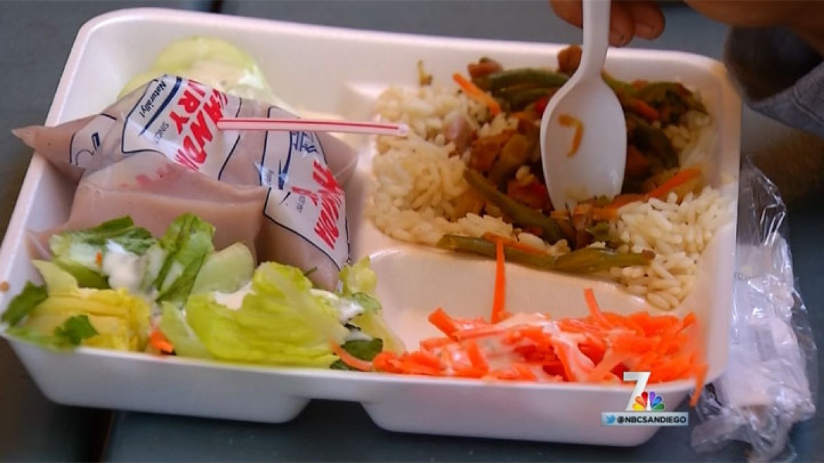 Comedores escolares comenzarán a servir almuerzos el 31 de agosto ...