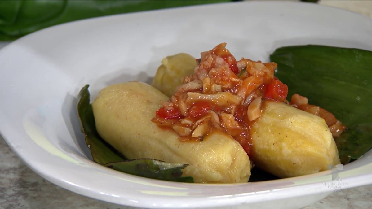 Cocina al día: guanimes con bacalao – Telemundo Puerto Rico