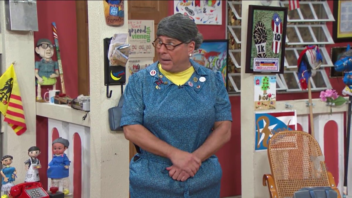 Plinia quedó loca con los precios del Super Bowl – Telemundo Puerto Rico