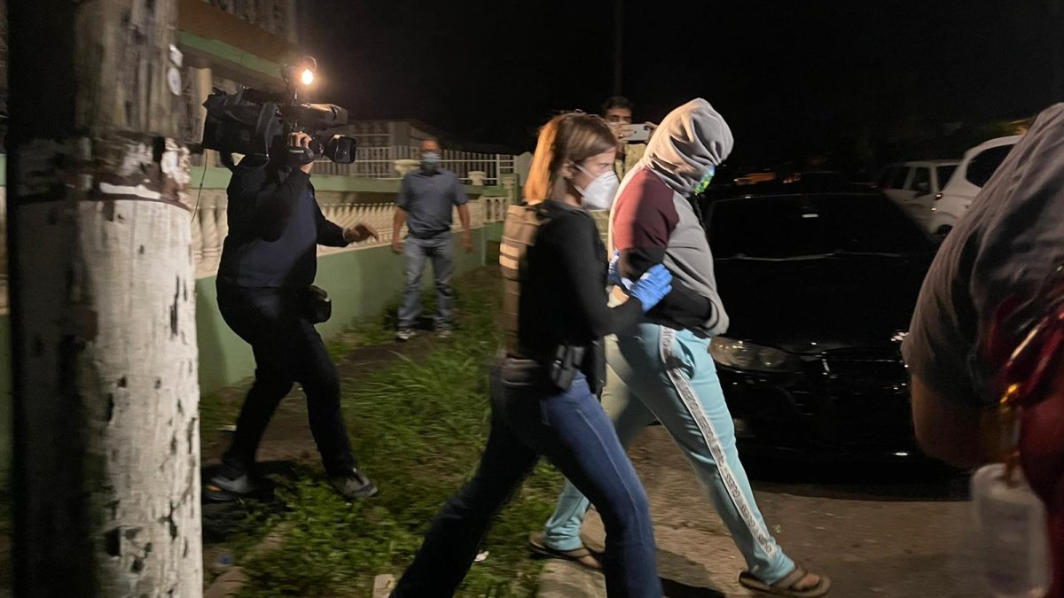 Radican cargos contra tres turistas por violación a la Orden Ejecutiva ...