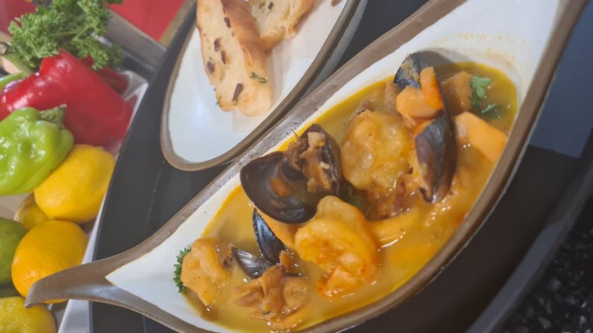 Receta de la chef Marilyn: cazuela de mariscos mixtos – Telemundo ...