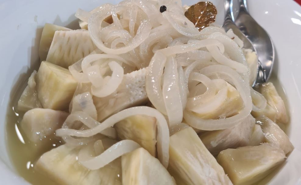 Receta de la chef Marilyn: panas en escabeche – Telemundo Puerto Rico