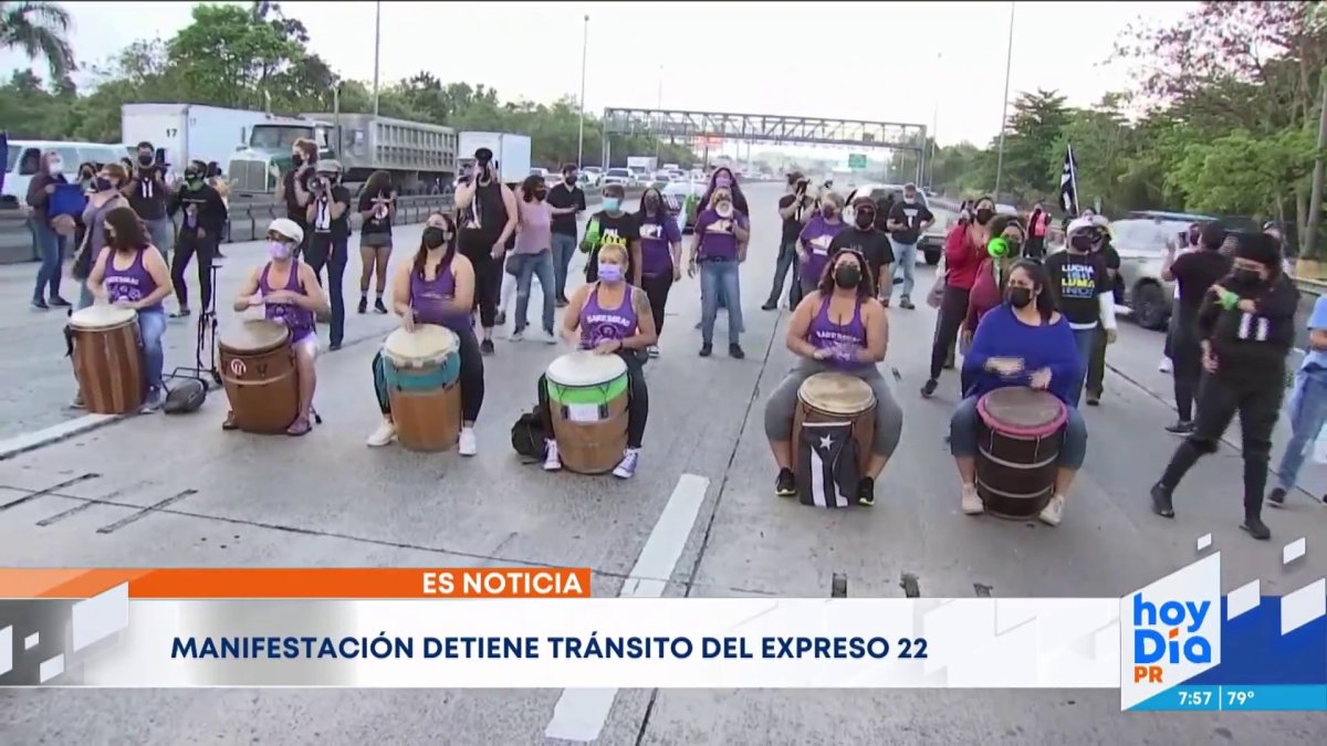 Colectiva Feminista se manifiesta en el Expreso 22 contra LUMA ...