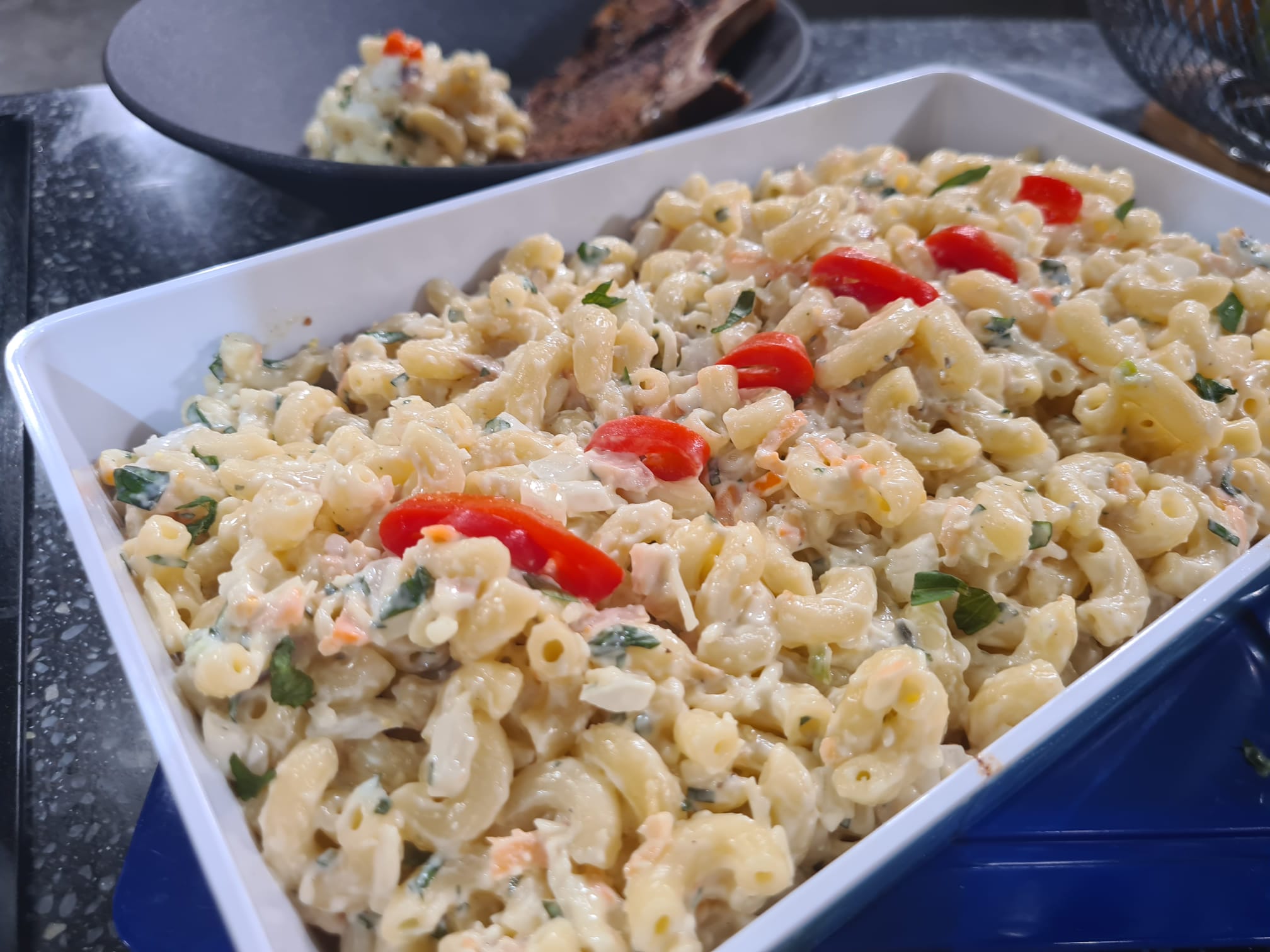 Receta de la chef Marilyn: Ensalada de coditos – Telemundo Puerto Rico