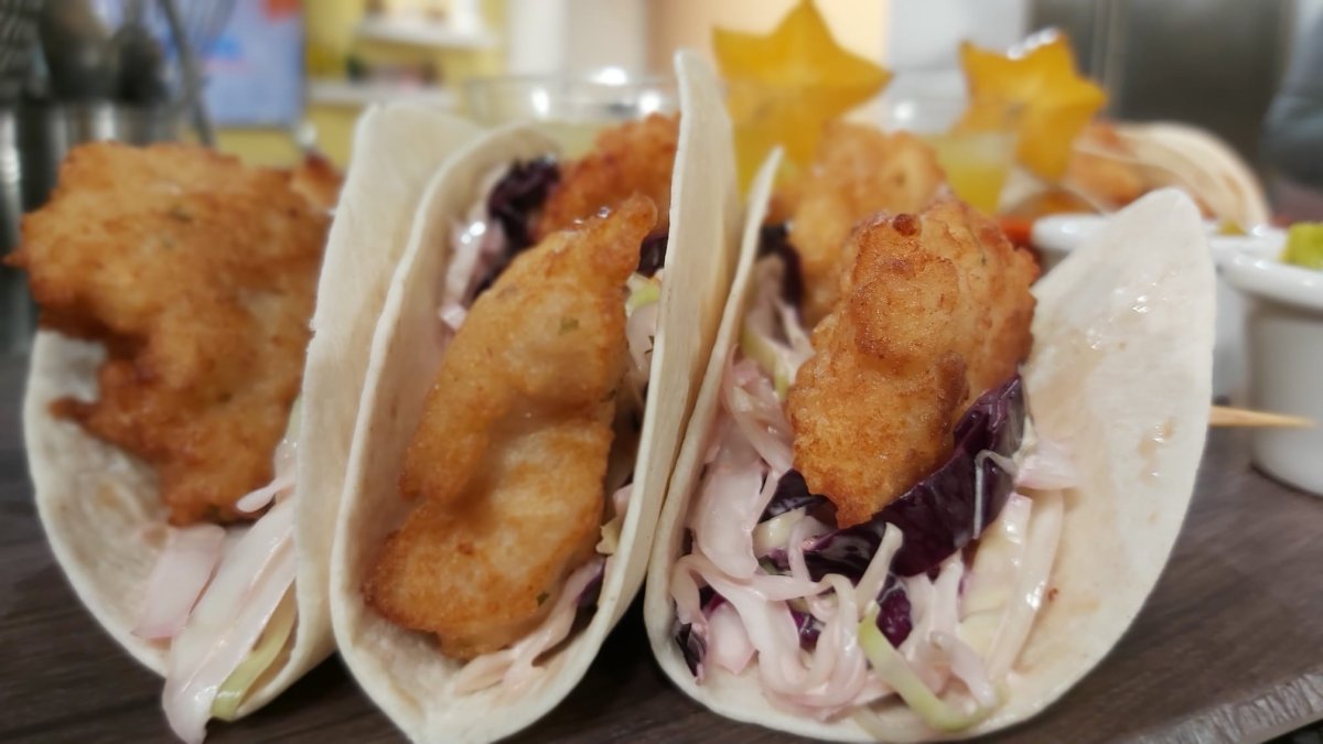 Receta de la chef Marilyn: Fish tacos – Telemundo Puerto Rico