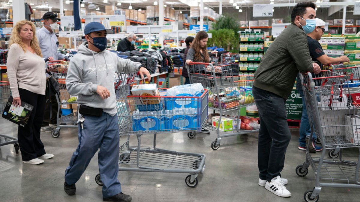 EEUU: la economía se contrajo en el último trimestre pese al gasto de ...