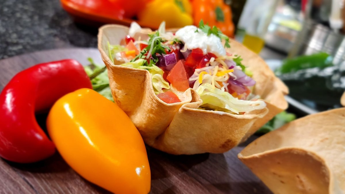Receta de la chef Marilyn: Taco bowls de pavo – Telemundo Puerto Rico