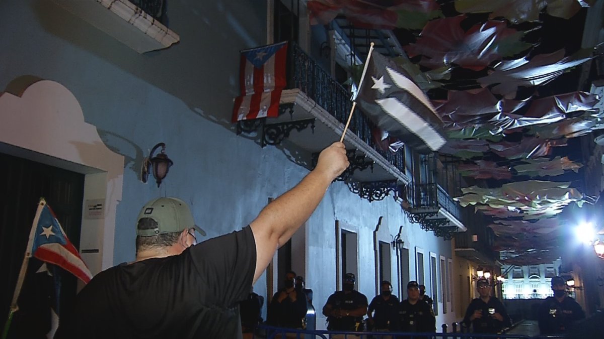 Un menor arrestado y policías heridos en protesta contra LUMA Energy ...