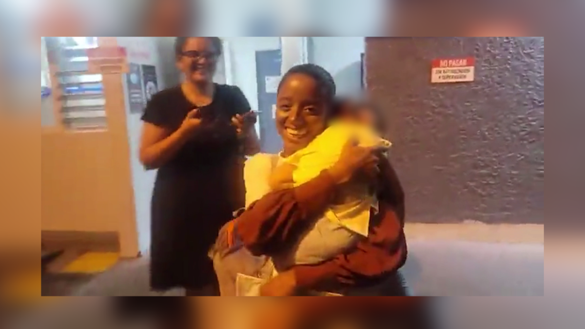 EN VIDEO: Momento en que Lisha se reencuentra con su hija – Telemundo ...