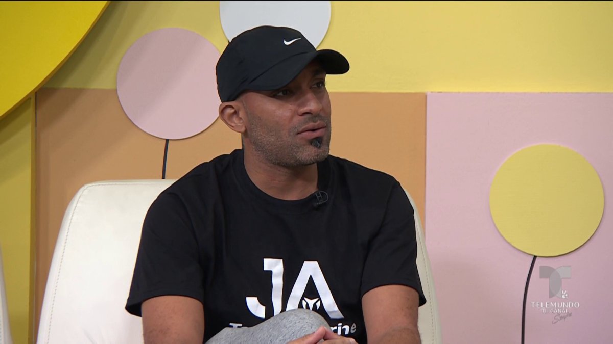 El Rey Charlie se prepara para subir al ring – Telemundo Puerto Rico