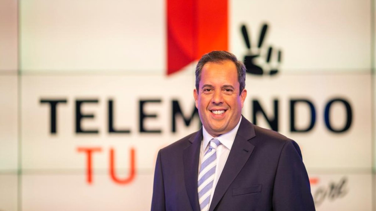 Rafael Lenín López se integra a la familia de Telemundo – Telemundo ...