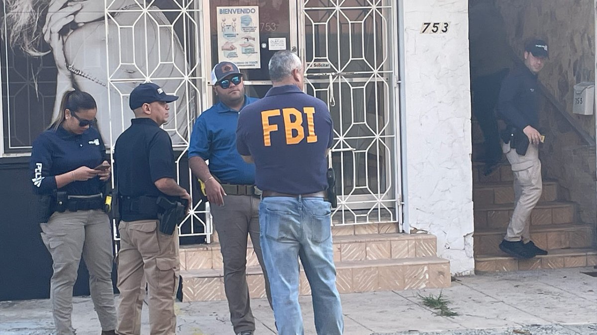 FBI realiza allanamiento en una residencia en Miramar – Telemundo ...