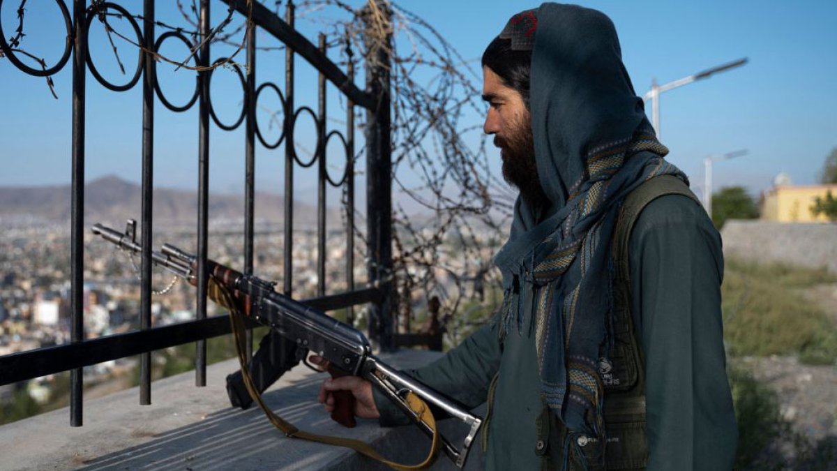 Irán y talibanes intercambian balazos en la zona fronteriza – Telemundo ...