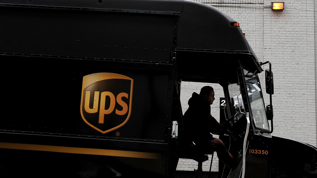 Investigan paquete sospechoso en oficina de UPS en Ponce – Telemundo ...
