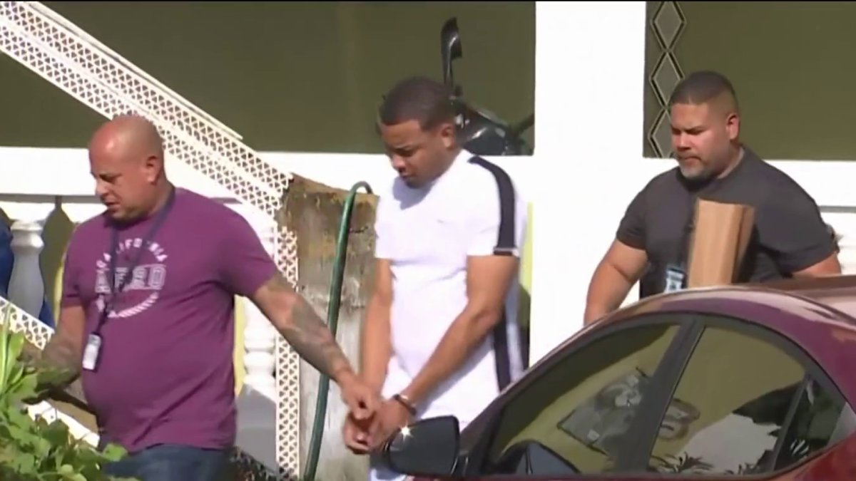Arrestan A Hombre Y A Dos Mujeres Tras Allanamiento En Loíza