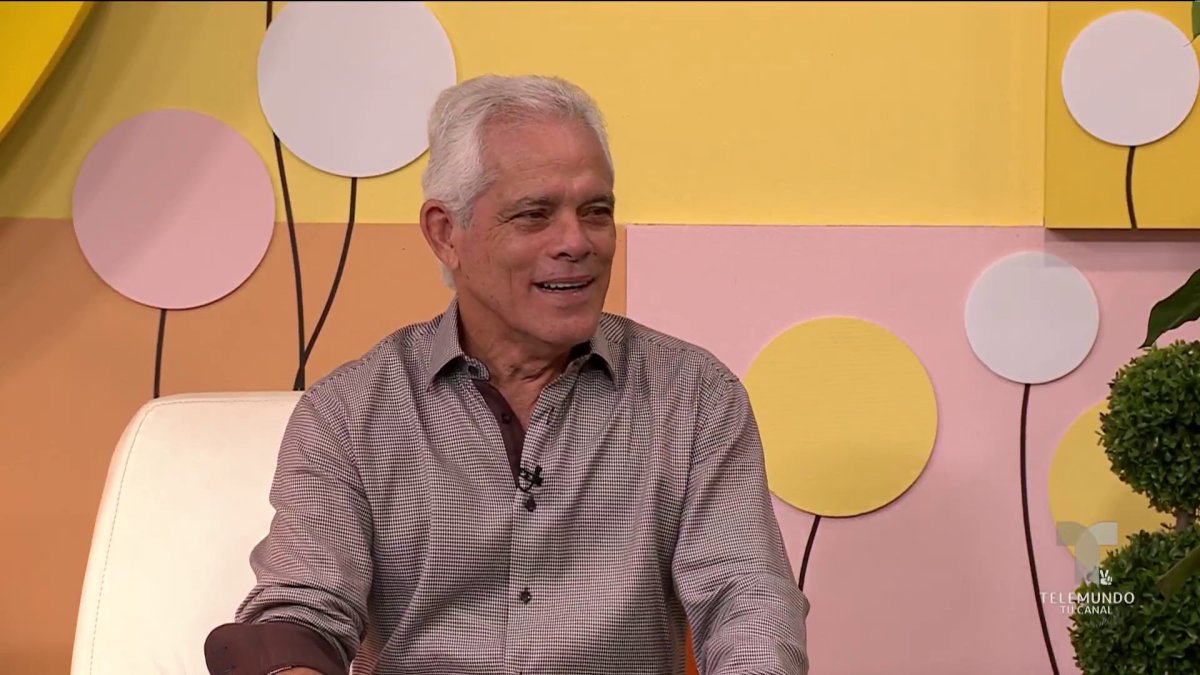 Raúl Carbonell interpreta a Héctor Lavoe en musical – Telemundo Puerto Rico