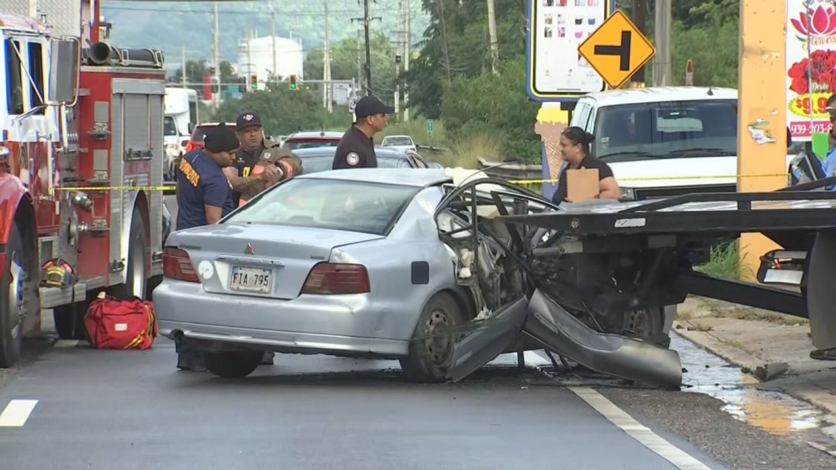 Mujer muere en aparatoso accidente en Barceloneta – Telemundo Puerto Rico