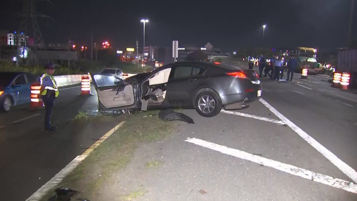 Accidente en el expreso 22 hacia San Juan – Telemundo Puerto Rico