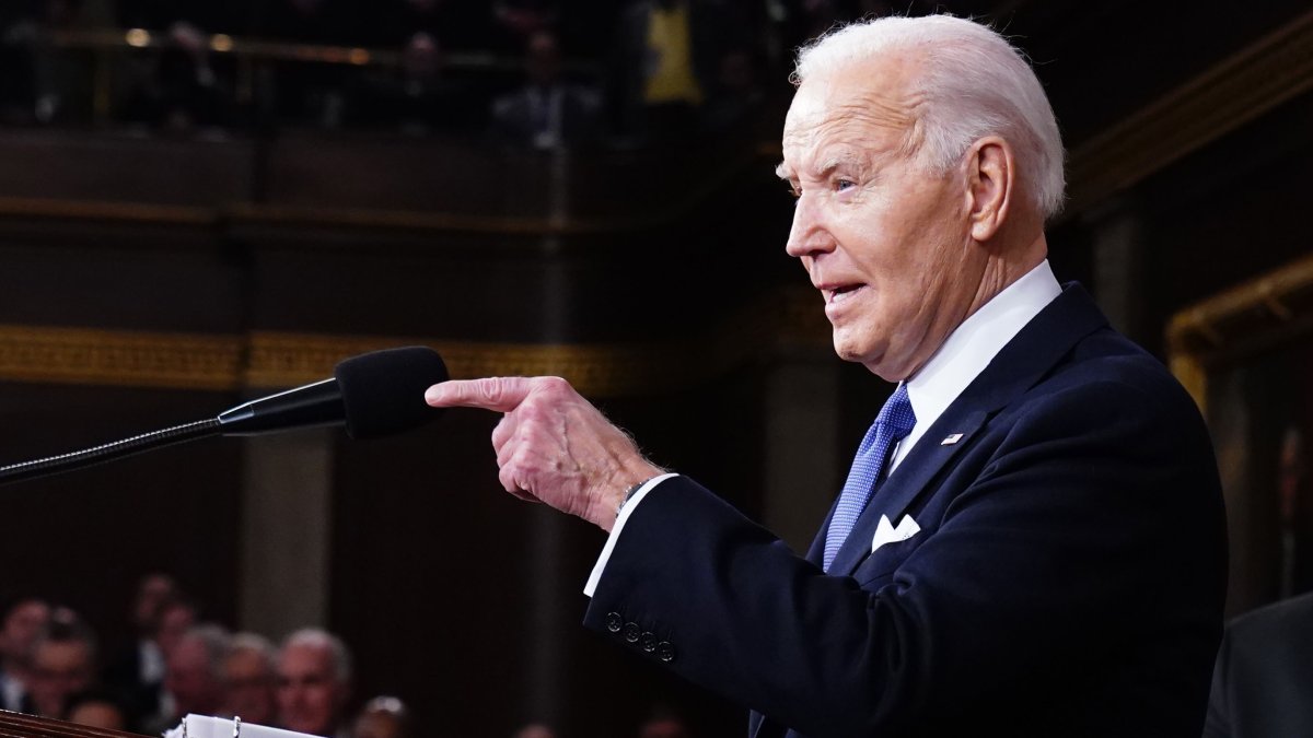 Estados Unidos Invitan A Biden Para Que Testifique Ante Comité De La