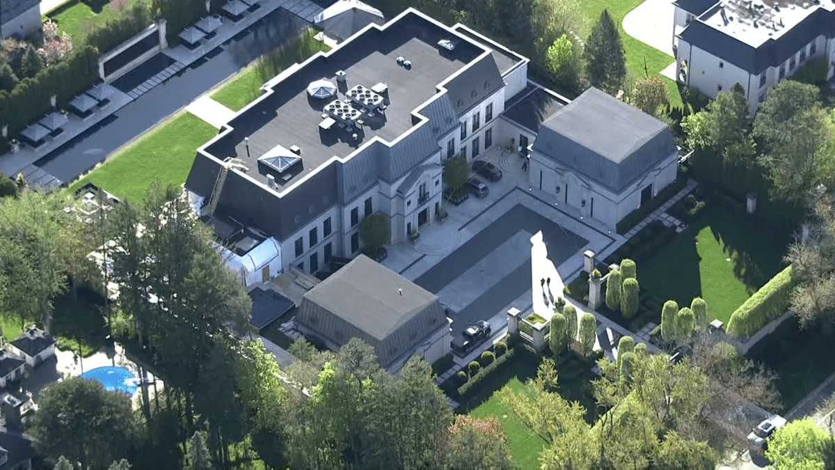 Investigan tiroteo frente a la mansión de Drake en Toronto – Telemundo ...