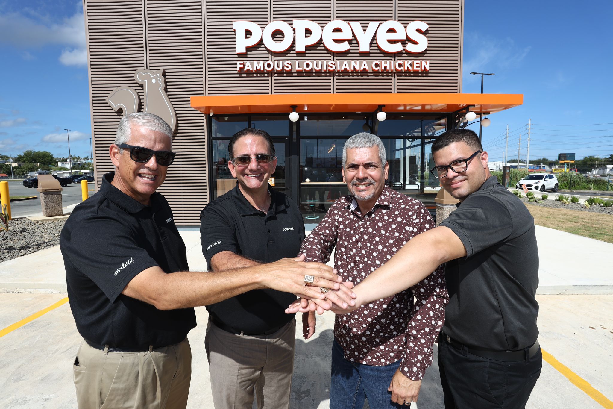 Popeyes abre dos nuevos restaurantes – Telemundo Puerto Rico