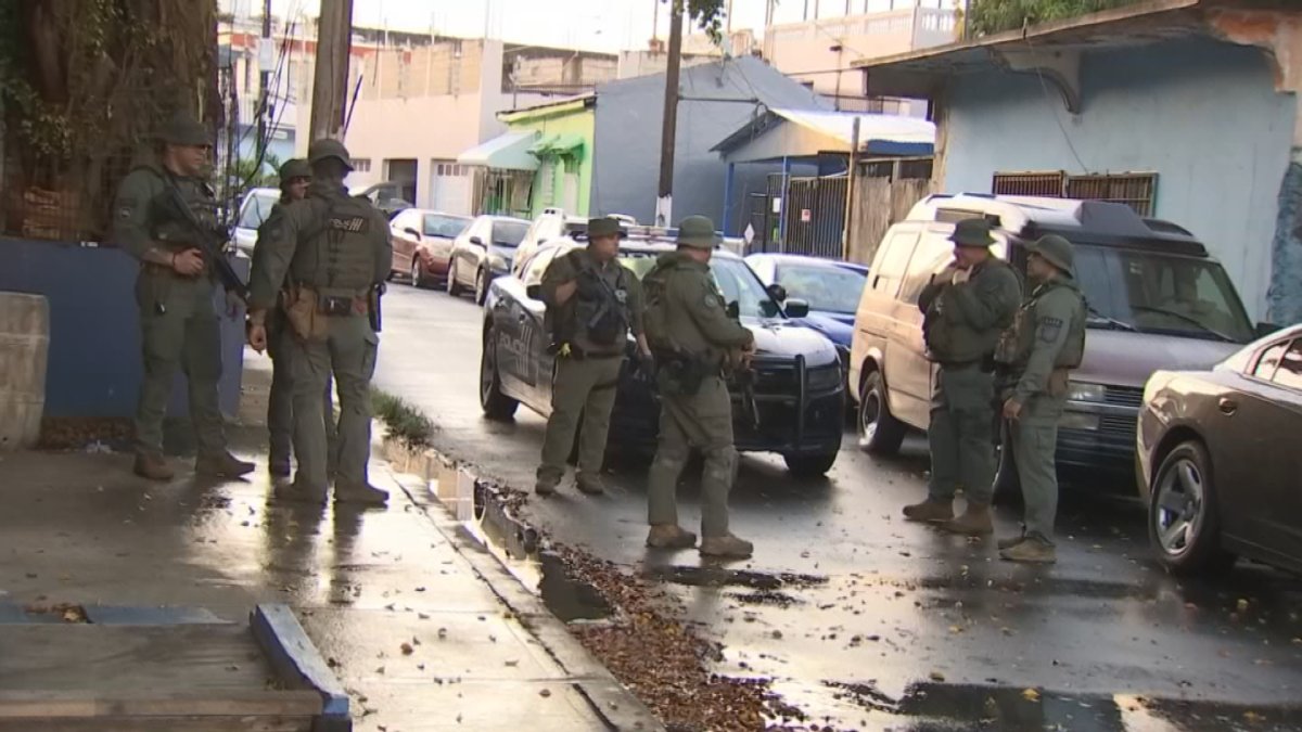 Policía regresa a la calle: realizan allanamientos en la zona metro ...