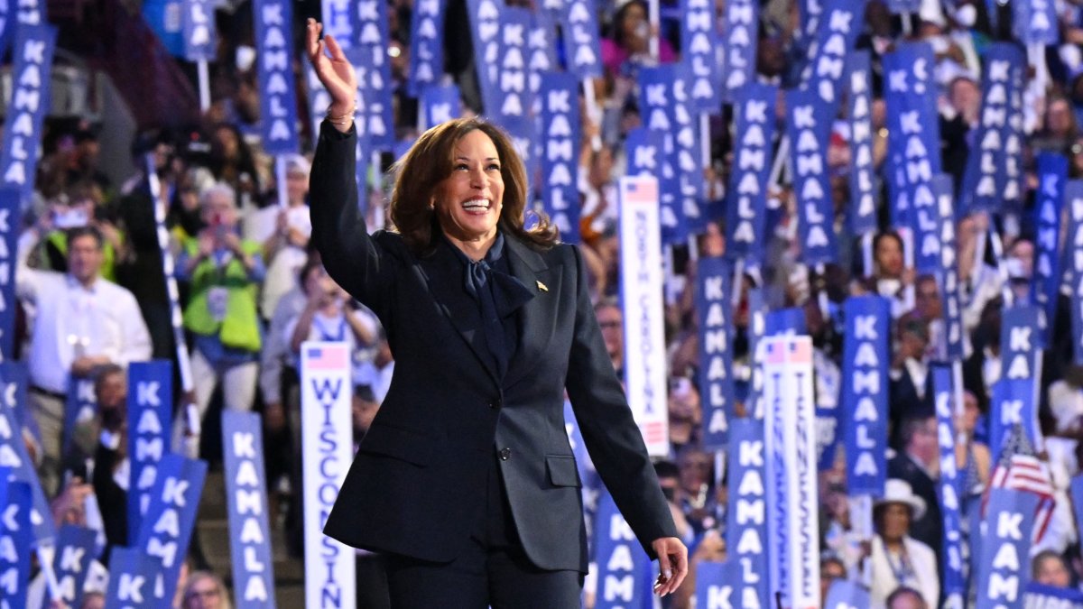 Elecciones en EEUU: Harris aprieta el acelerador en una histórica ...