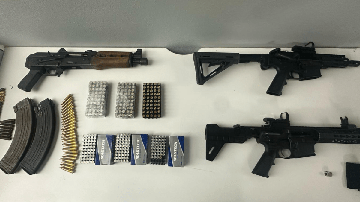 Cargos contra “El Tongolo” y otro hombre por posesión de rifles y ...