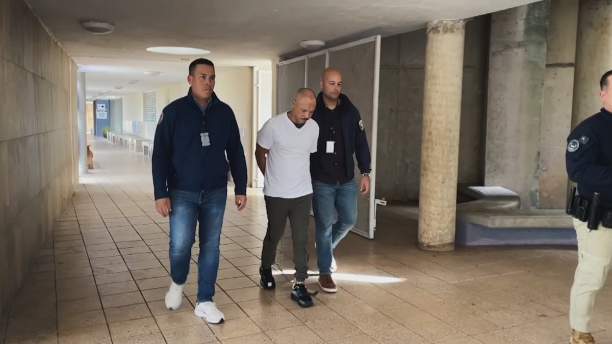 Asesinan a un hombre frente a un bar y dejan a una mujer herida ...