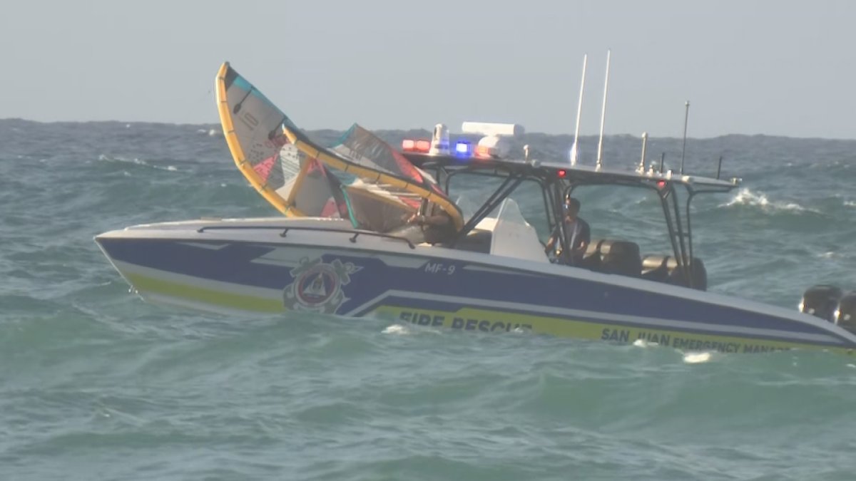 Rescatan a dos personas accidentadas en playa de Condado – Telemundo ...